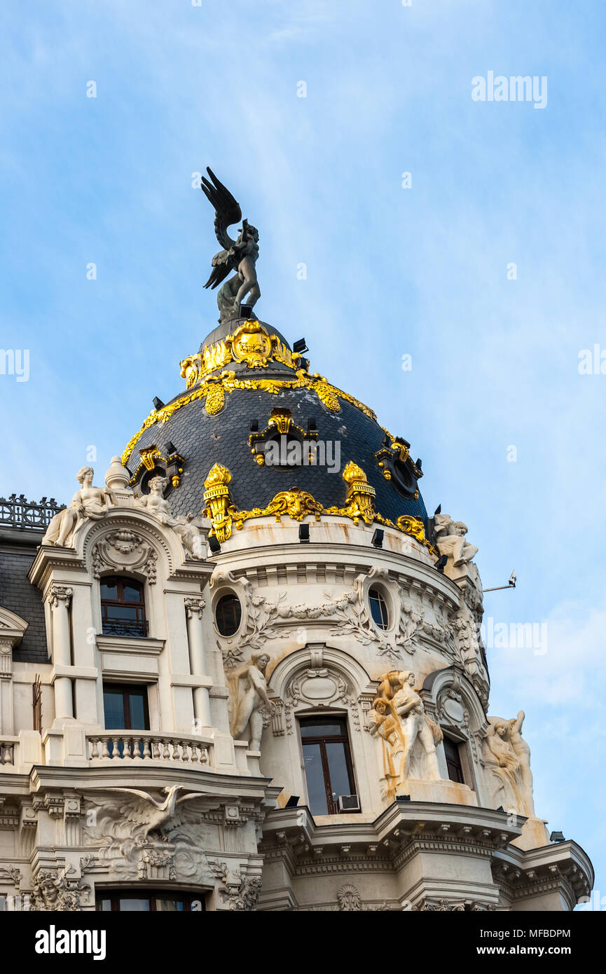 Metropolis building, Madrid, Spain. It was designed by Jules and ...