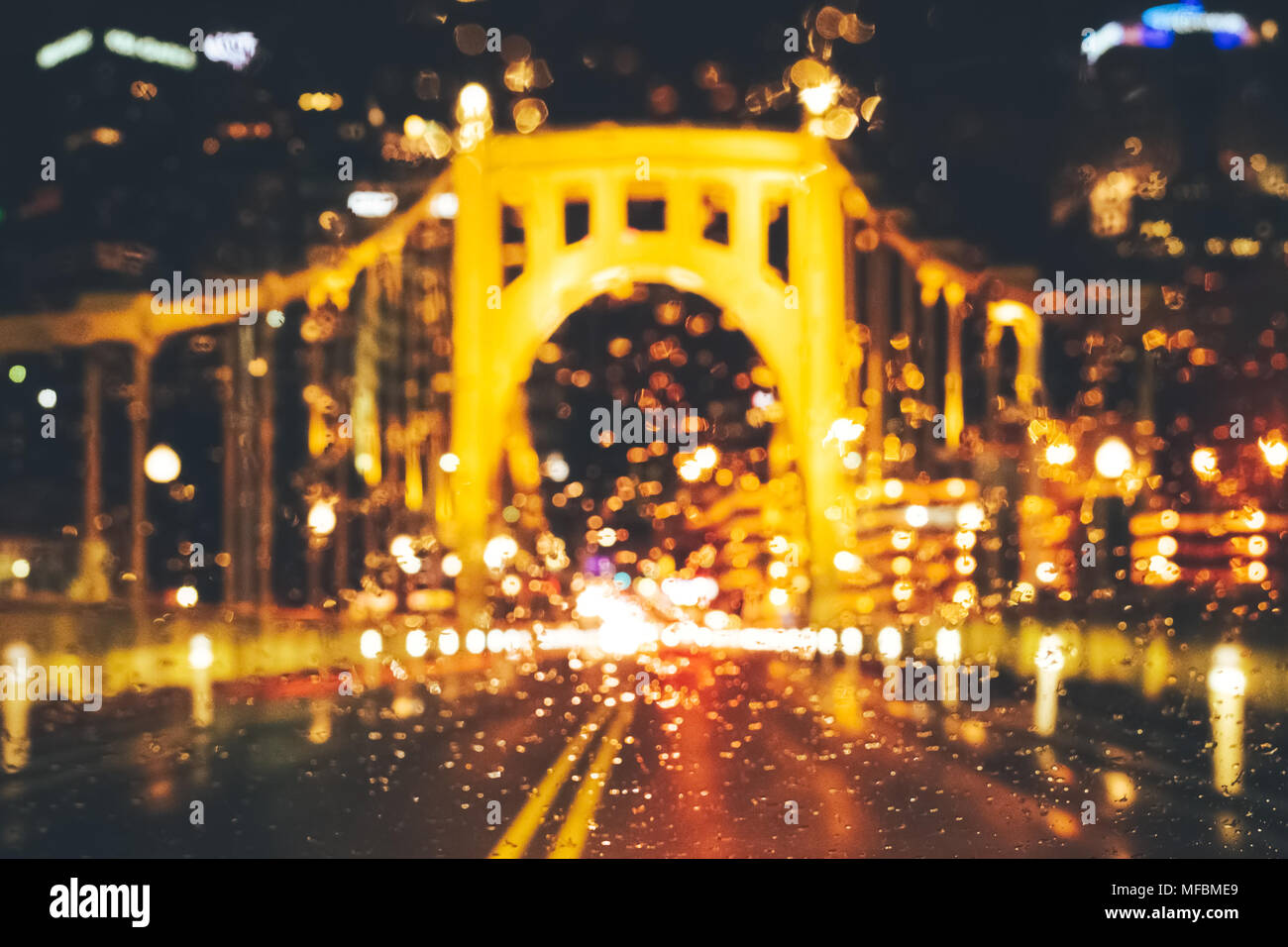 Bridge driving hi-res stock photography and images - Alamy