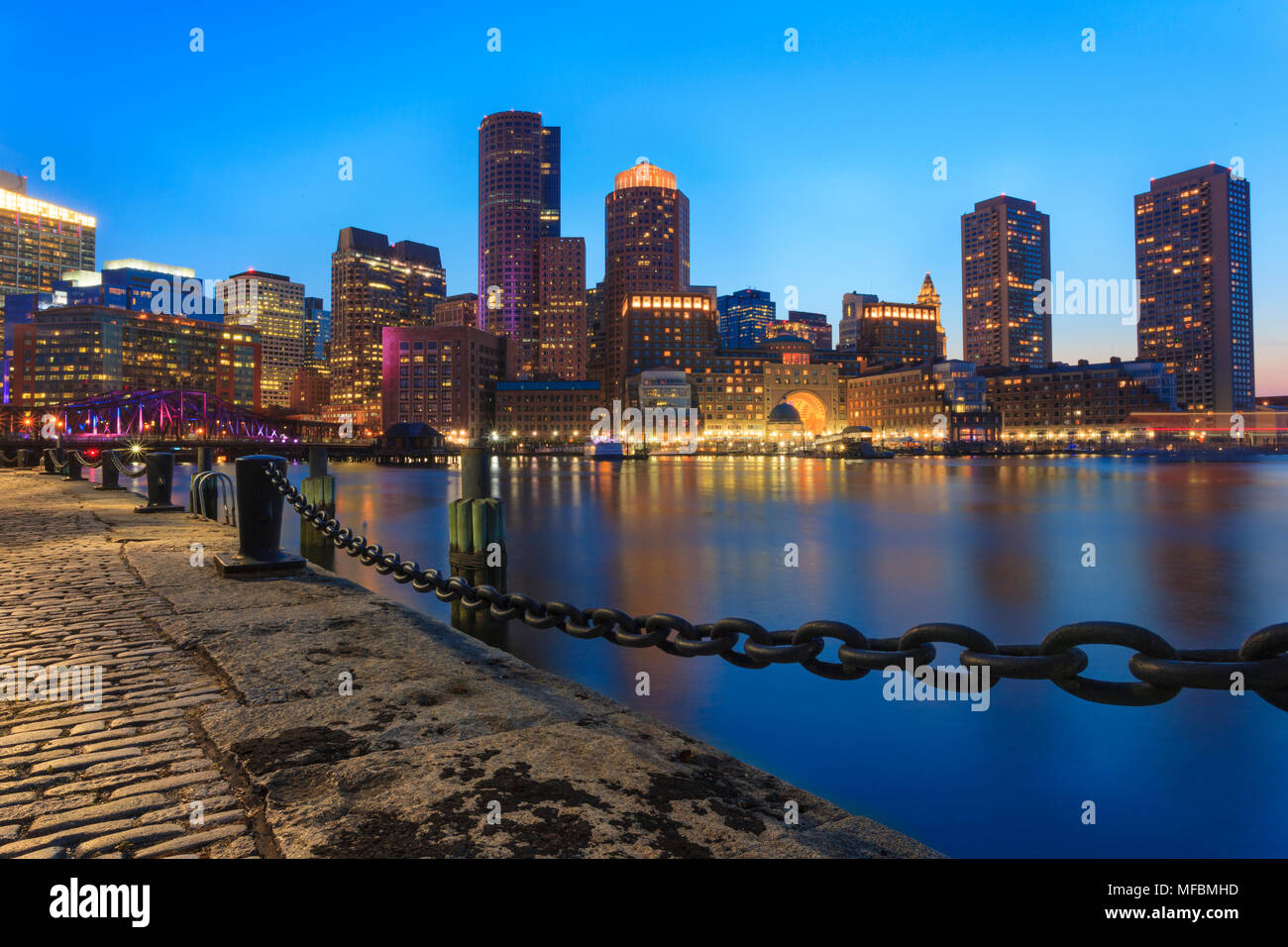 Fan pier hi-res stock photography and images - Alamy