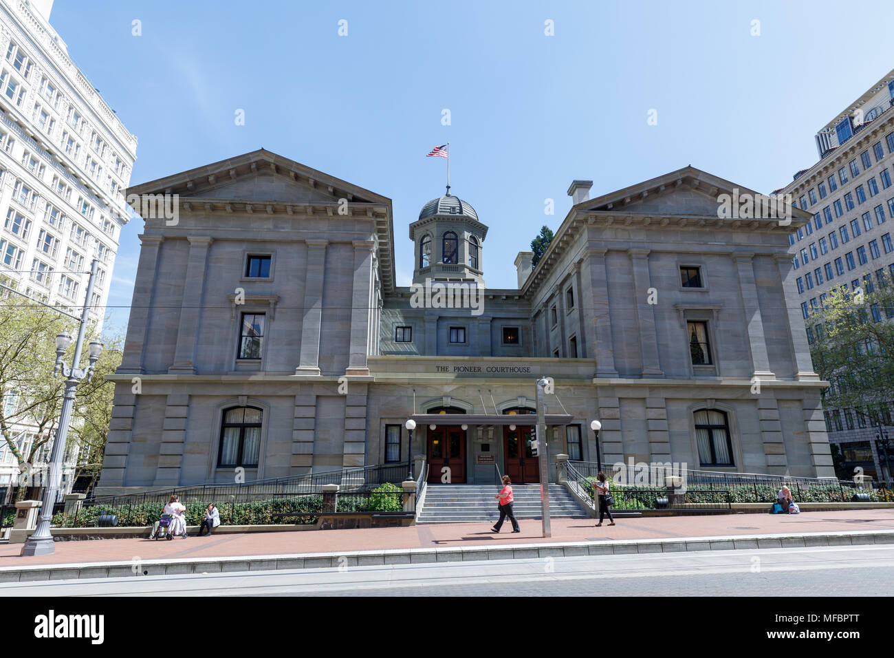 Portland, Oregon, USA - April 24, 2018 : Scenery of Pioneer Courthouse ...