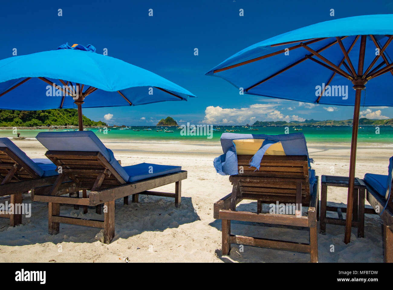 selong belanak beach (Lombok) is an Indonesian island east of Bali and ...