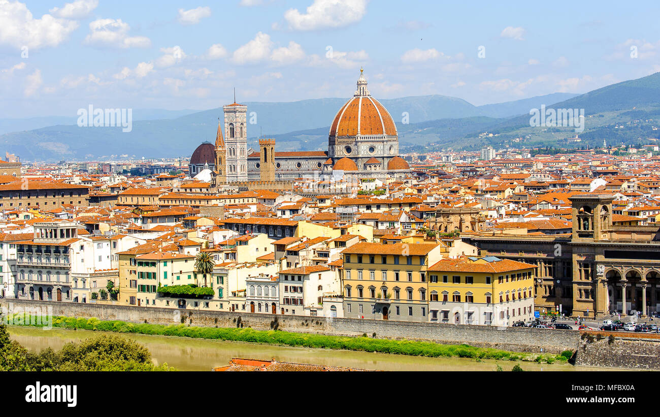 View from the Michelangelo square on the Historic Centre of Florence ...