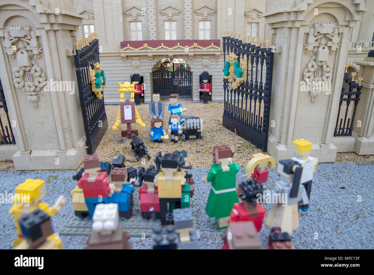 Buckingham palace in lego hi-res stock photography and images - Alamy