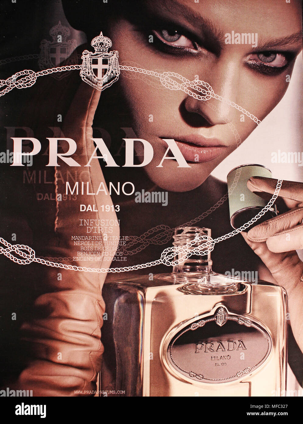 Prada 2008 / 12 Vogue magazine advertisement december 2008. Editorial ...
