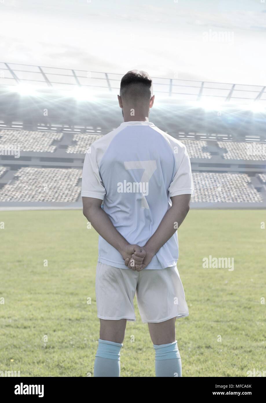 Rugby player on pitch hi-res stock photography and images - Alamy