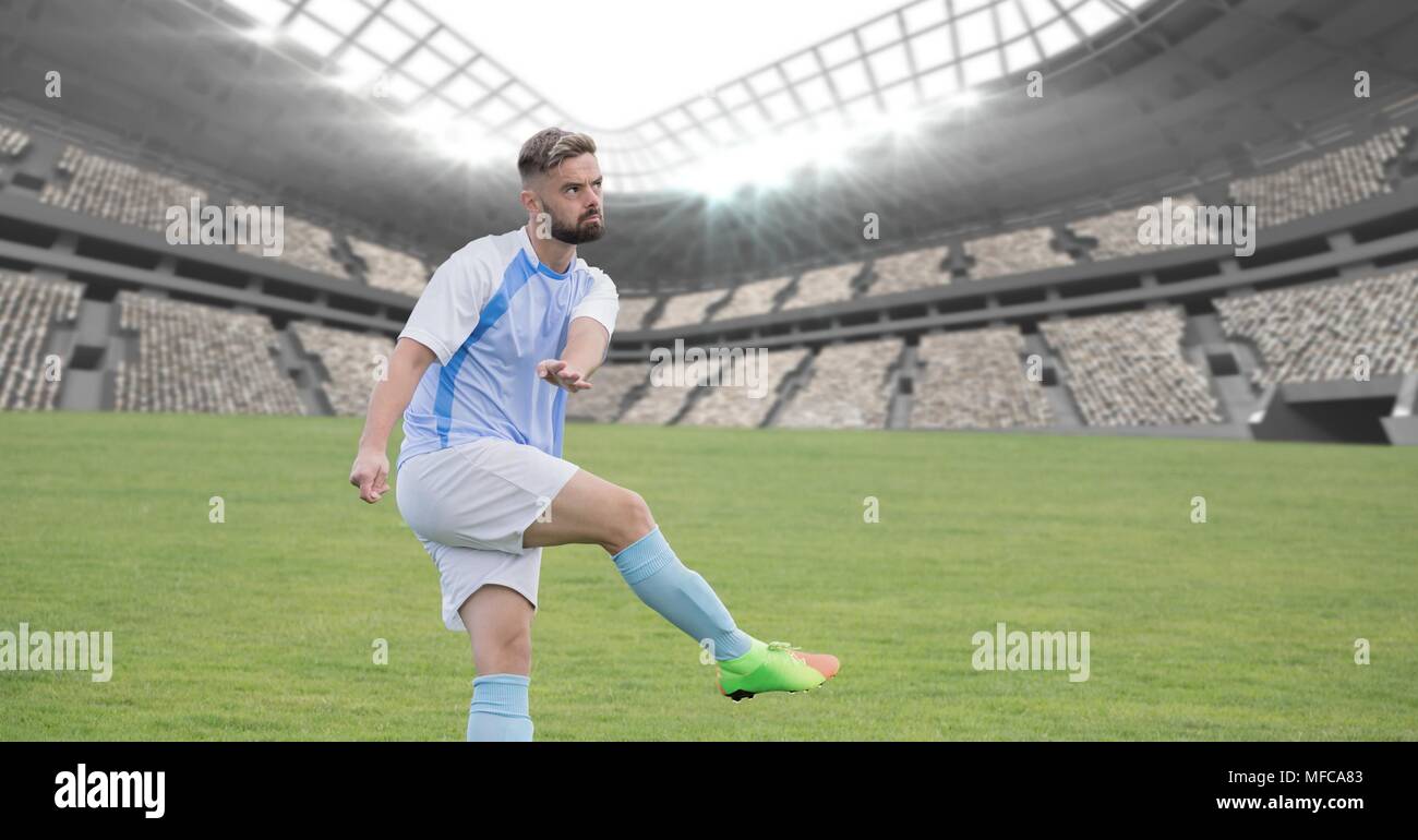 Soccer stadium player crowd hi-res stock photography and images - Alamy