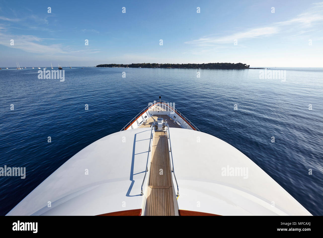 Fore deck hi-res stock photography and images - Alamy