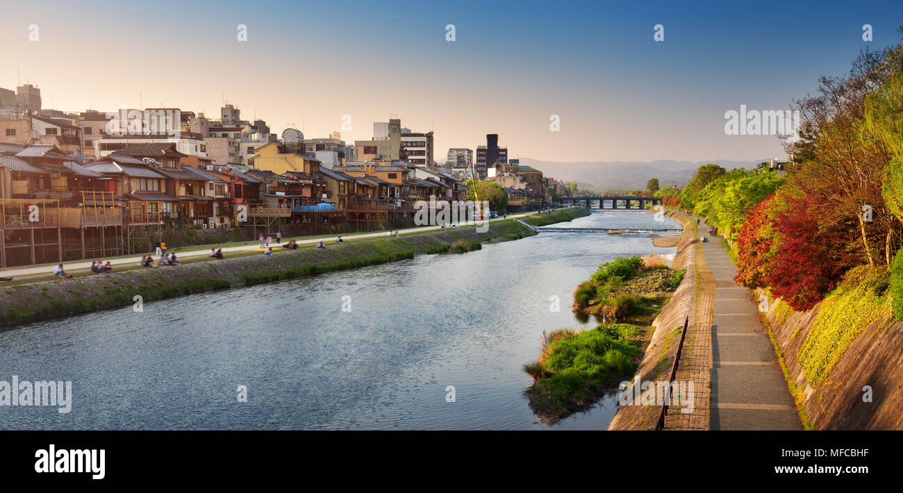 Cityscape kyoto kamo river hi-res stock photography and images - Alamy