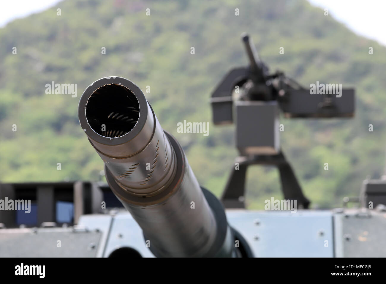 Japanese military cannon of tank with machine gun Stock Photo - Alamy
