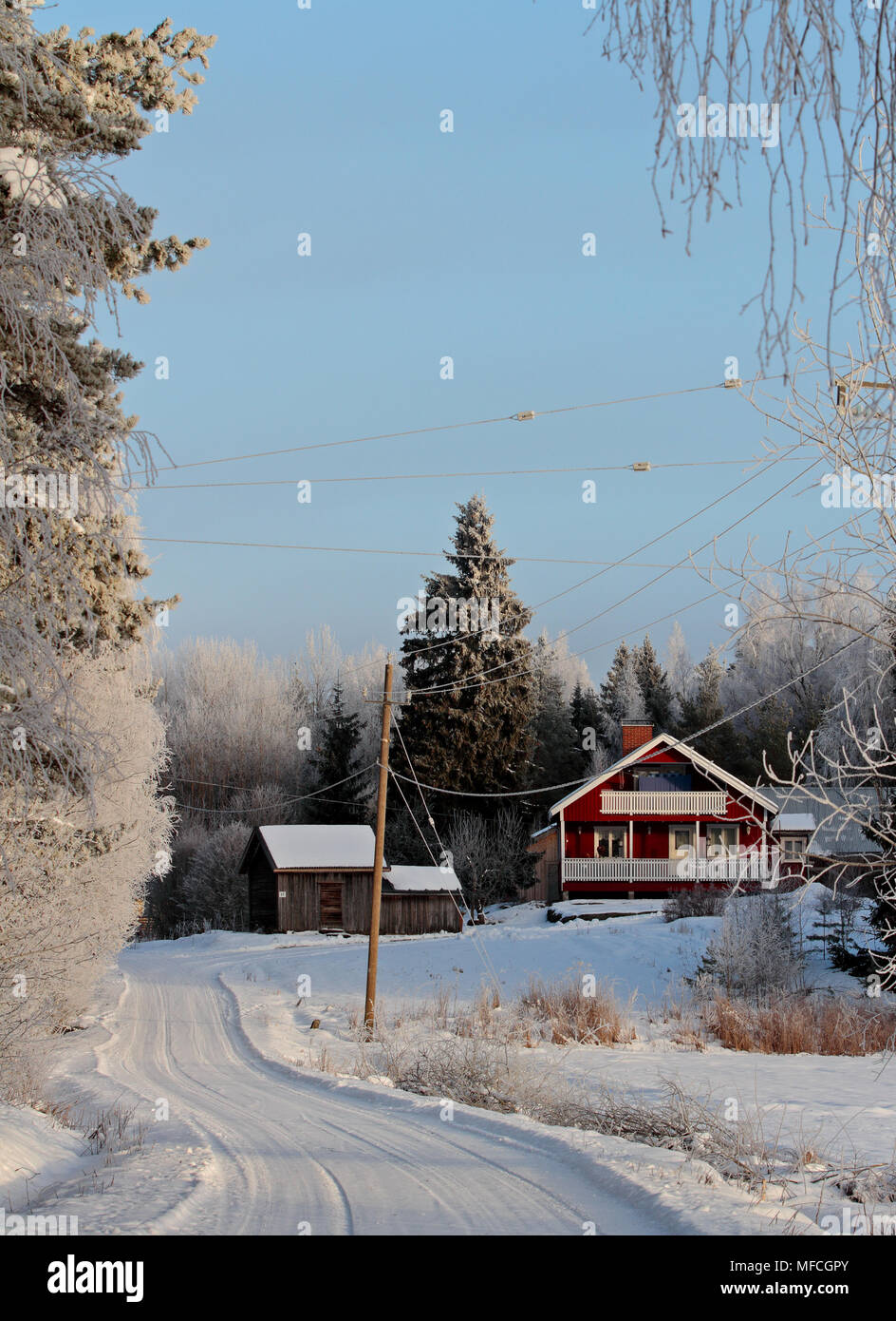 Beautiful house hill road hi-res stock photography and images - Alamy