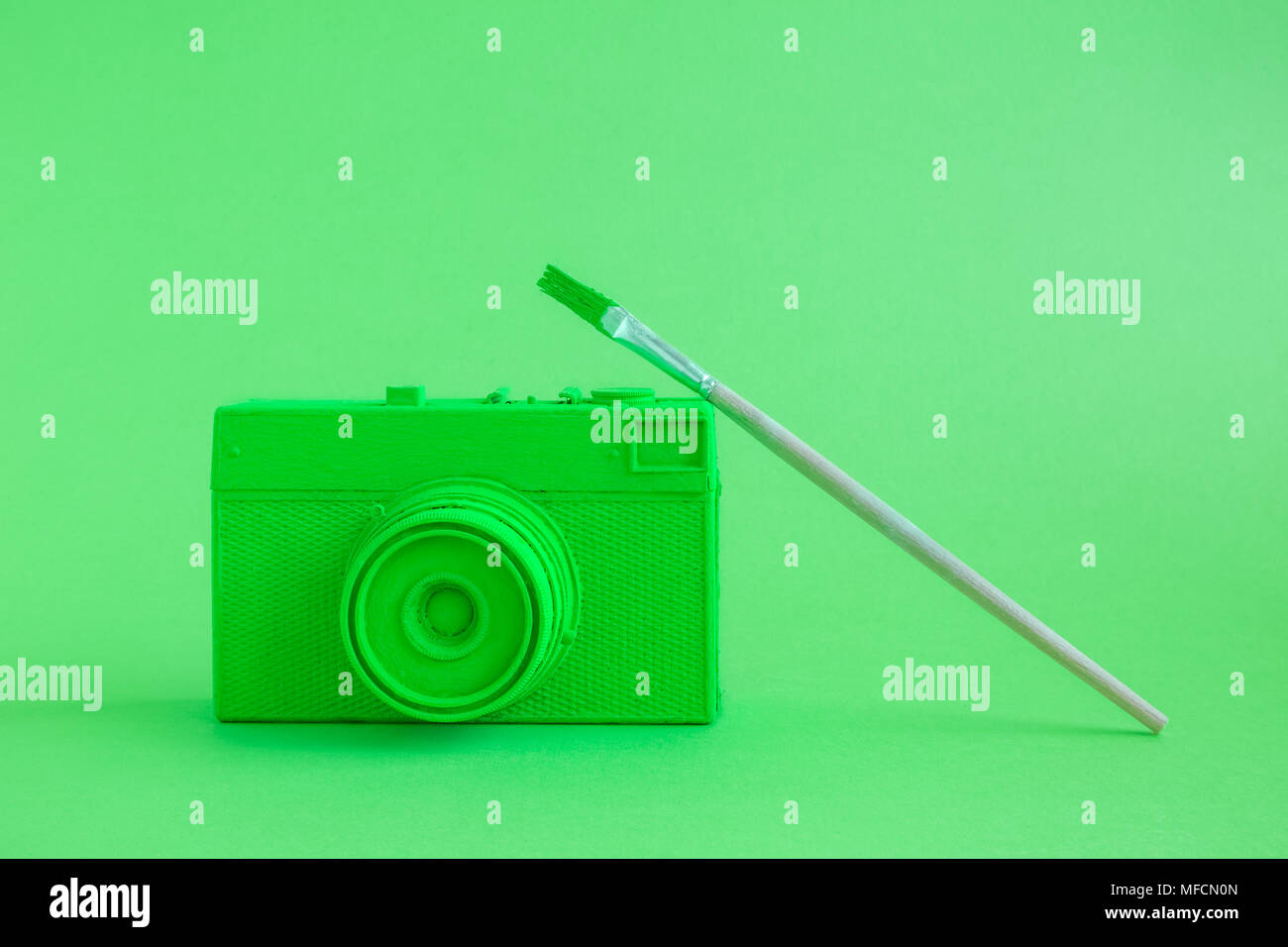 Minimalism art artist hi-res stock photography and images - Alamy