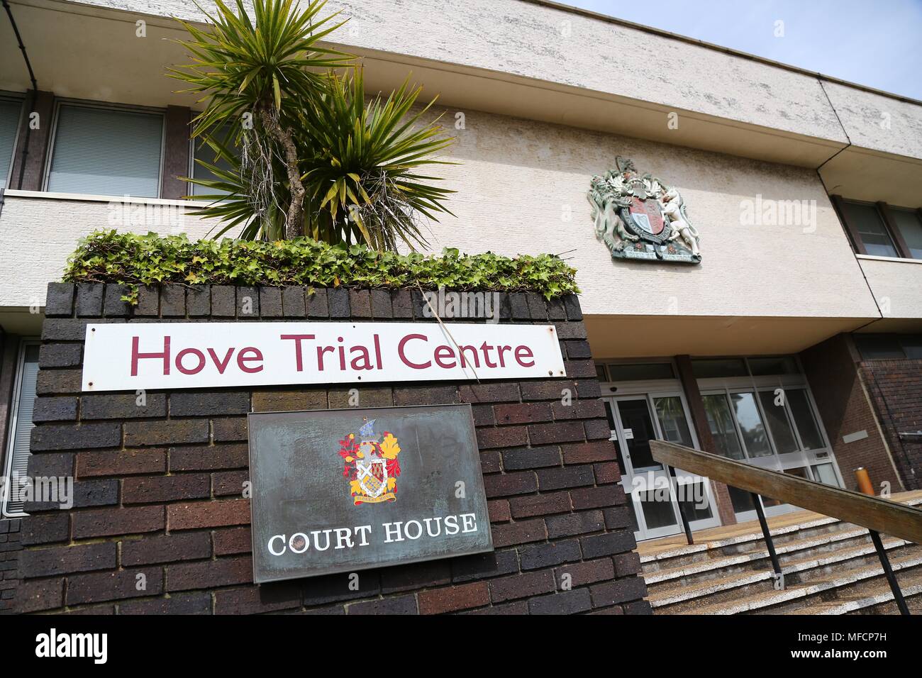Hove crown court hi-res stock photography and images - Alamy