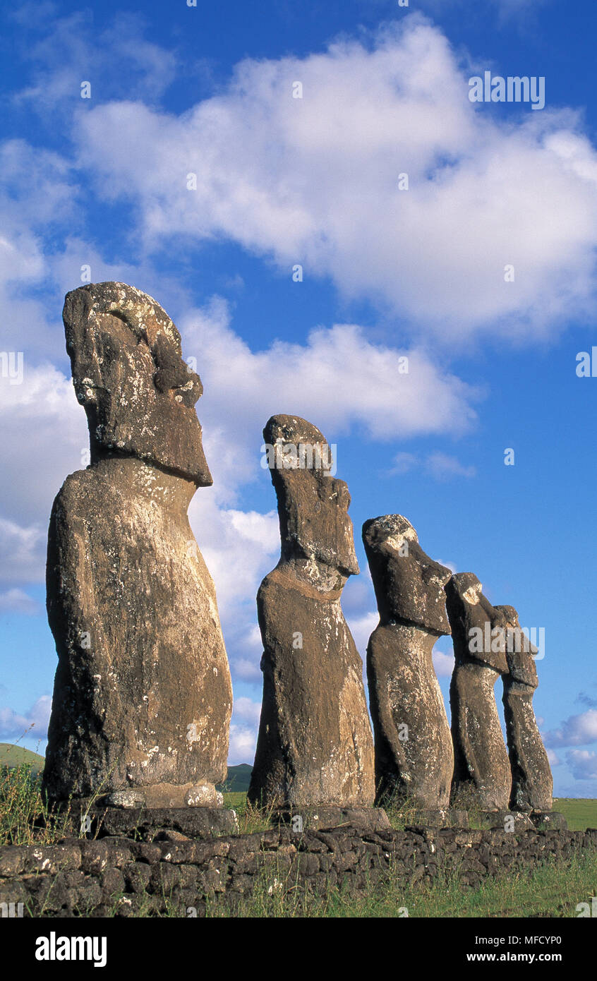FIVE MOAI STATUES Easter Island, South Pacific Ocean Stock Photo - Alamy