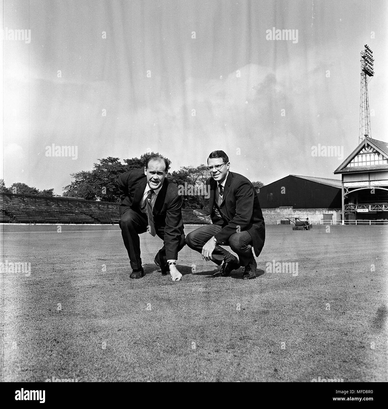 Brian Close Yorkshire cricket 1967 Stock Photo - Alamy