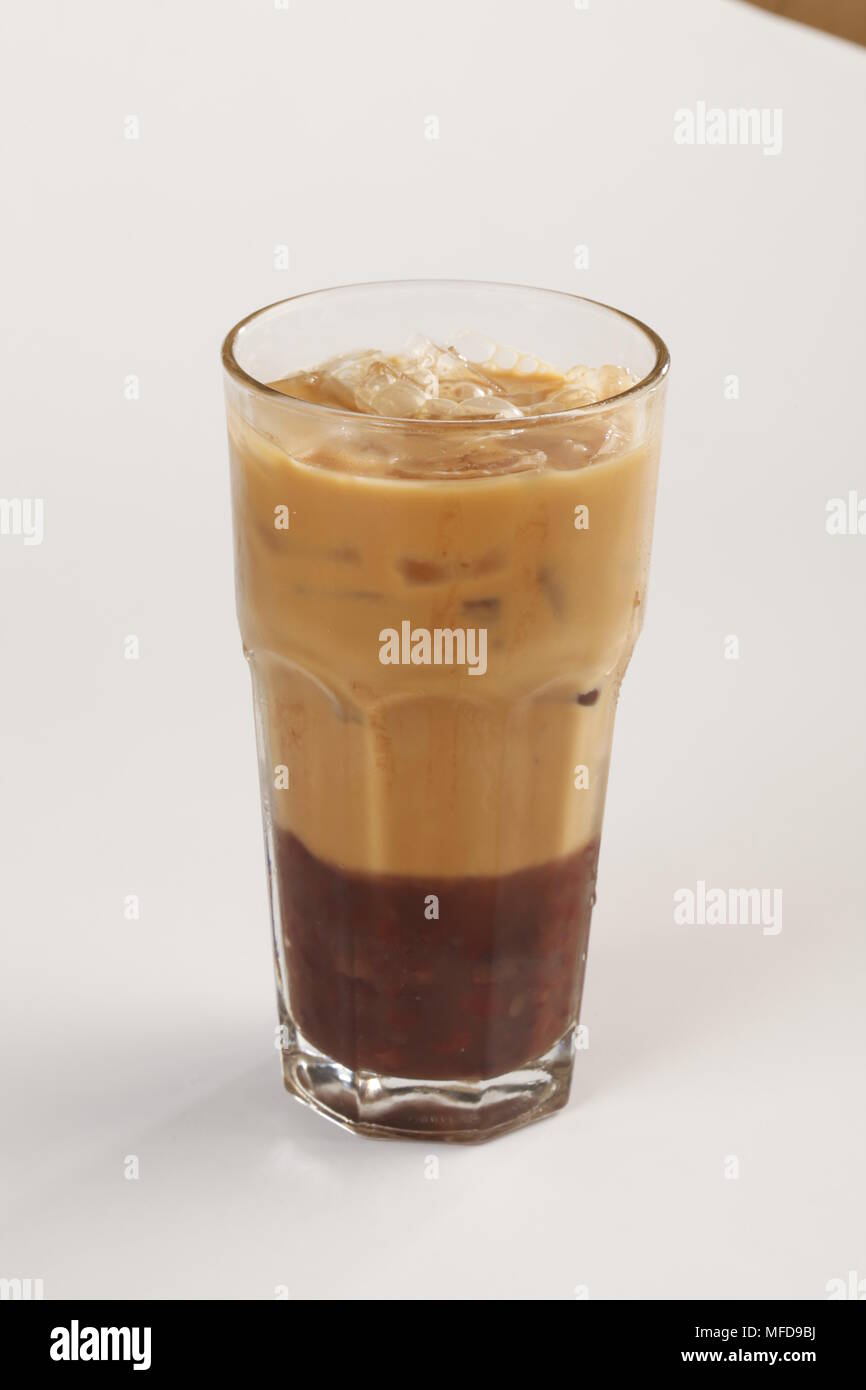red bean milk tea Stock Photo - Alamy