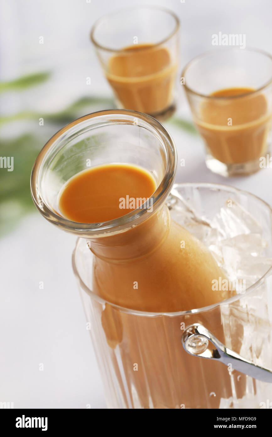 thai milk tea Stock Photo - Alamy