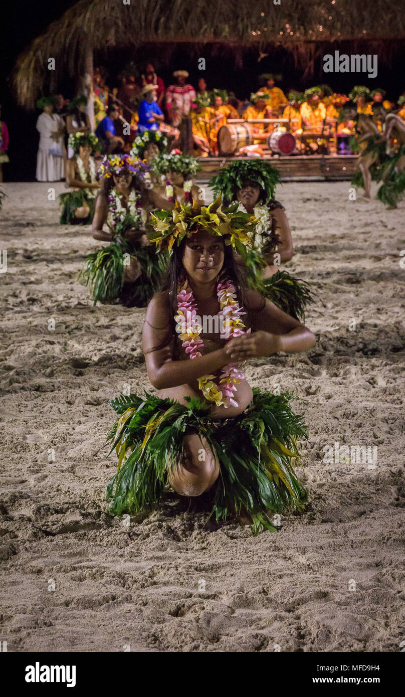Dancers during Haeva dance festival in Raiatea, French Polynesia Stock ...