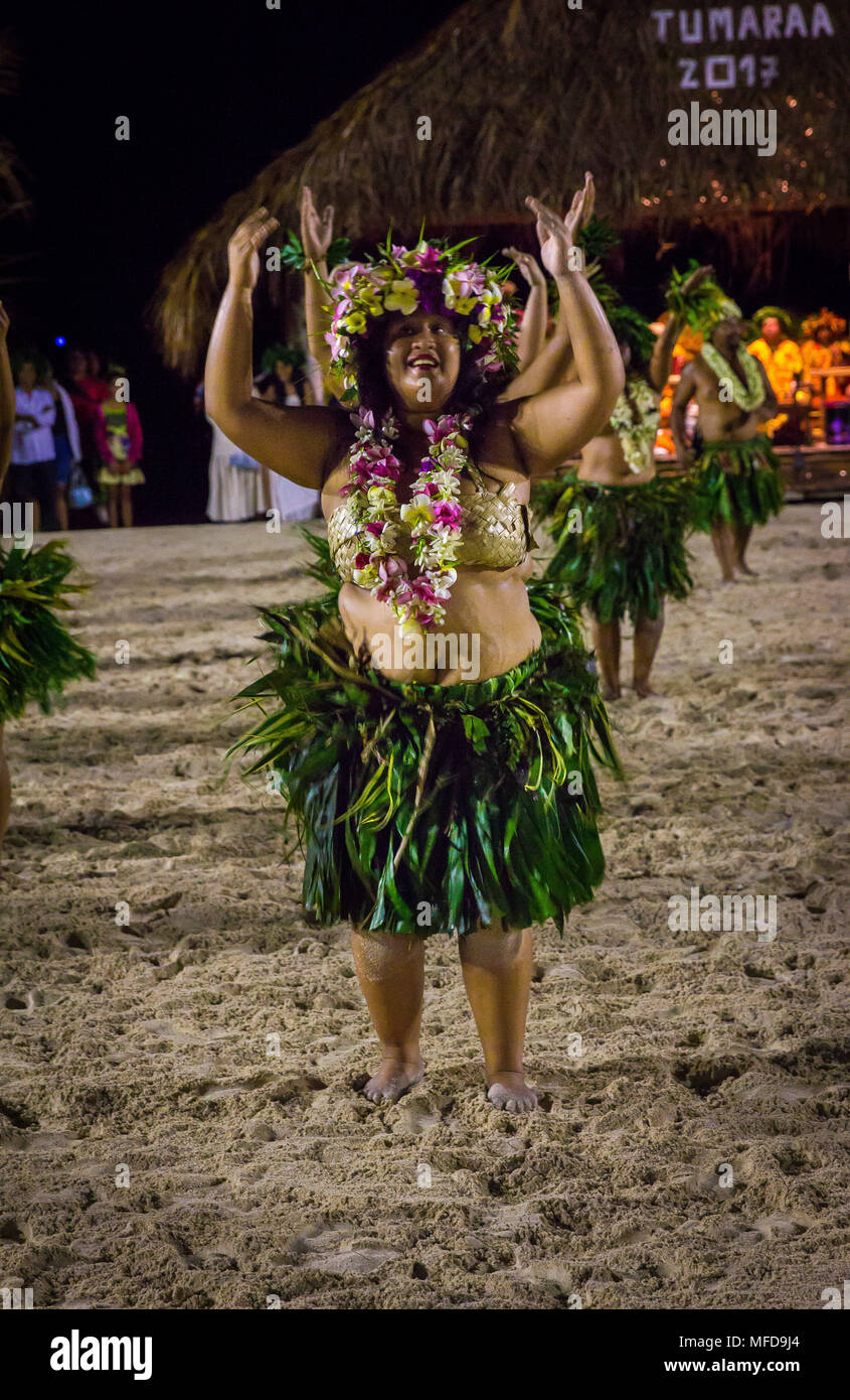 Dancers during Haeva dance festival in Raiatea, French Polynesia Stock ...