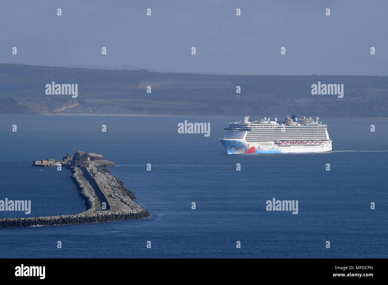 Norwegian Breakaway cruise ship enters Portland Port, at 145,655 GT, it ...