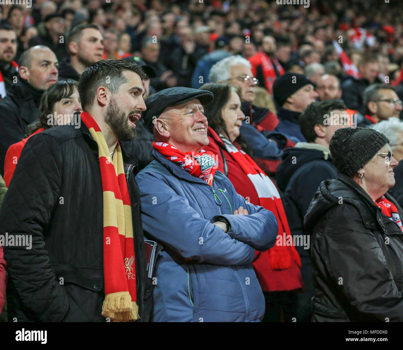 Roma football fan hi-res stock photography and images - Alamy
