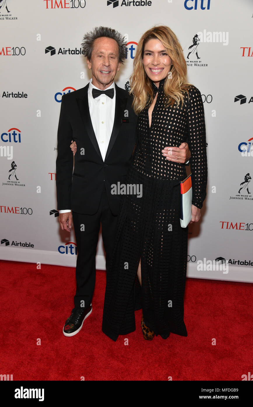 New York, USA. 24th Apr, 2018. Brian Grazer and Veronica Smiley attend ...