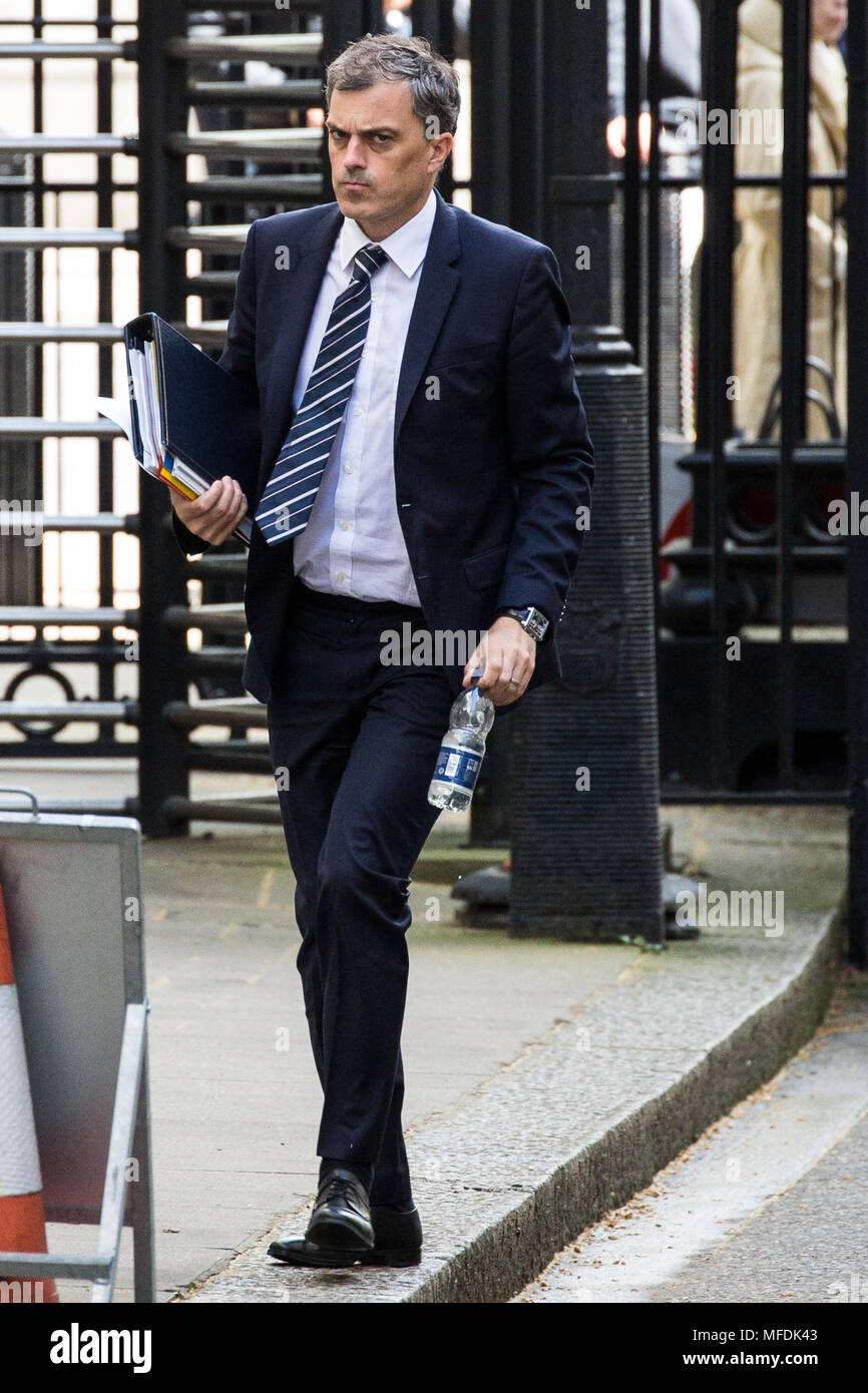 Chief whip arriving julian smith hi-res stock photography and images ...