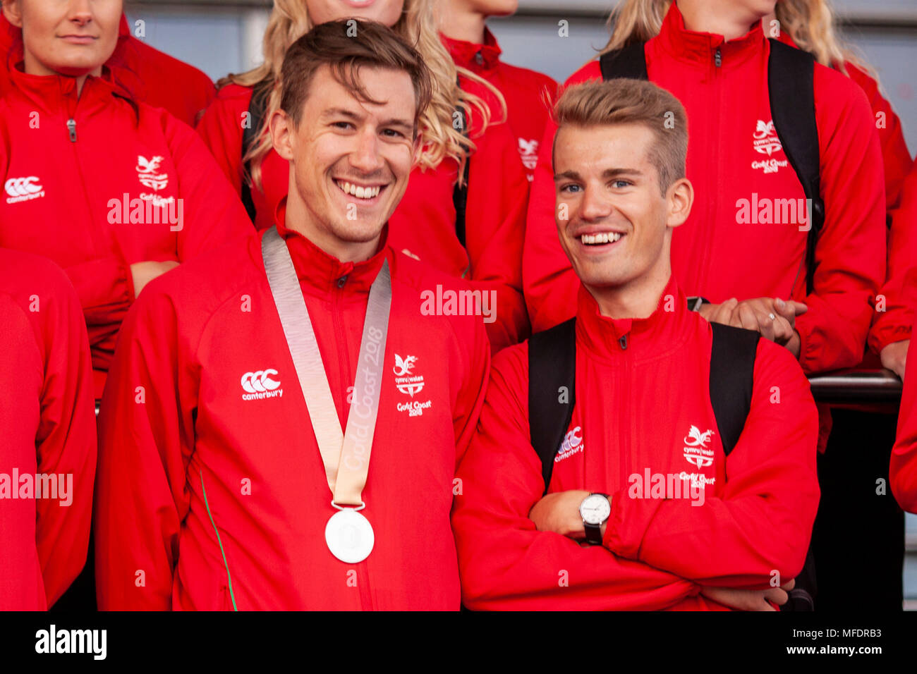Netball team wales hi-res stock photography and images - Alamy