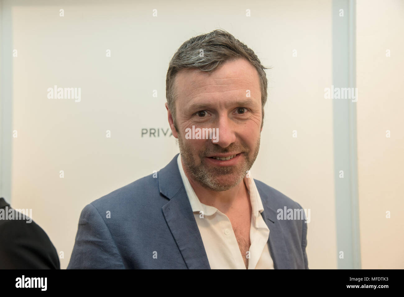 Nu projects hi-res stock photography and images - Alamy