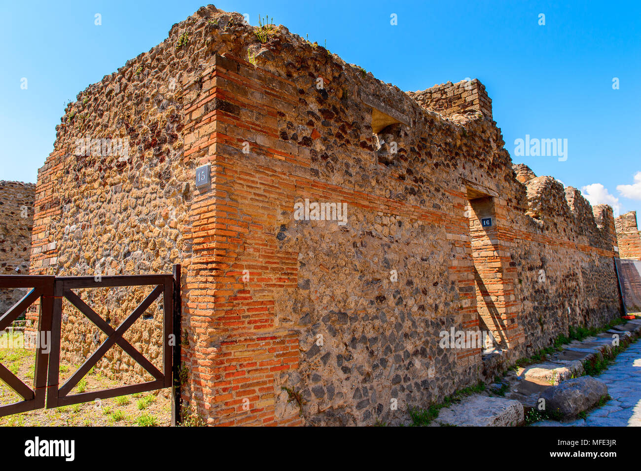 Destroyed architecture of Pompeii, an ancient Roman town destroyed by ...