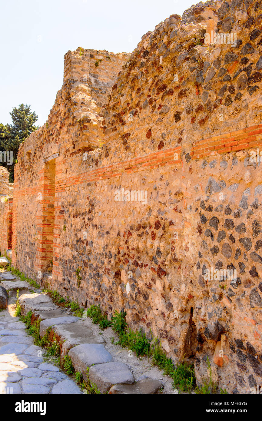 Destroyed architecture of Pompeii, an ancient Roman town destroyed by ...
