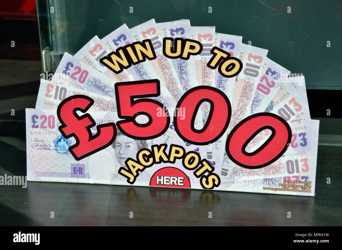 Win prize hi-res stock photography and images - Alamy