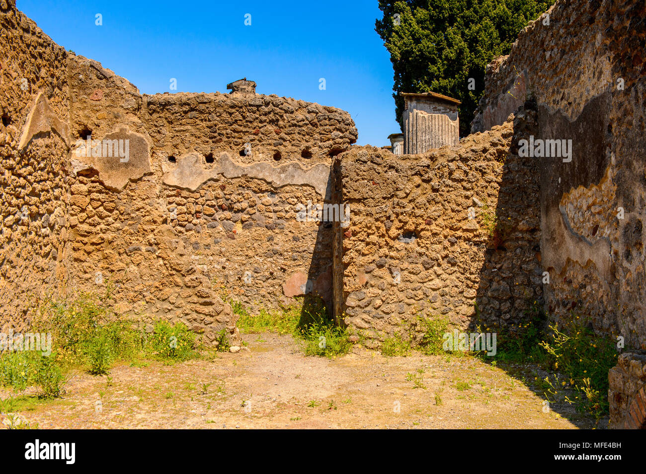 Destroyed architecture of Pompeii, an ancient Roman town destroyed by ...