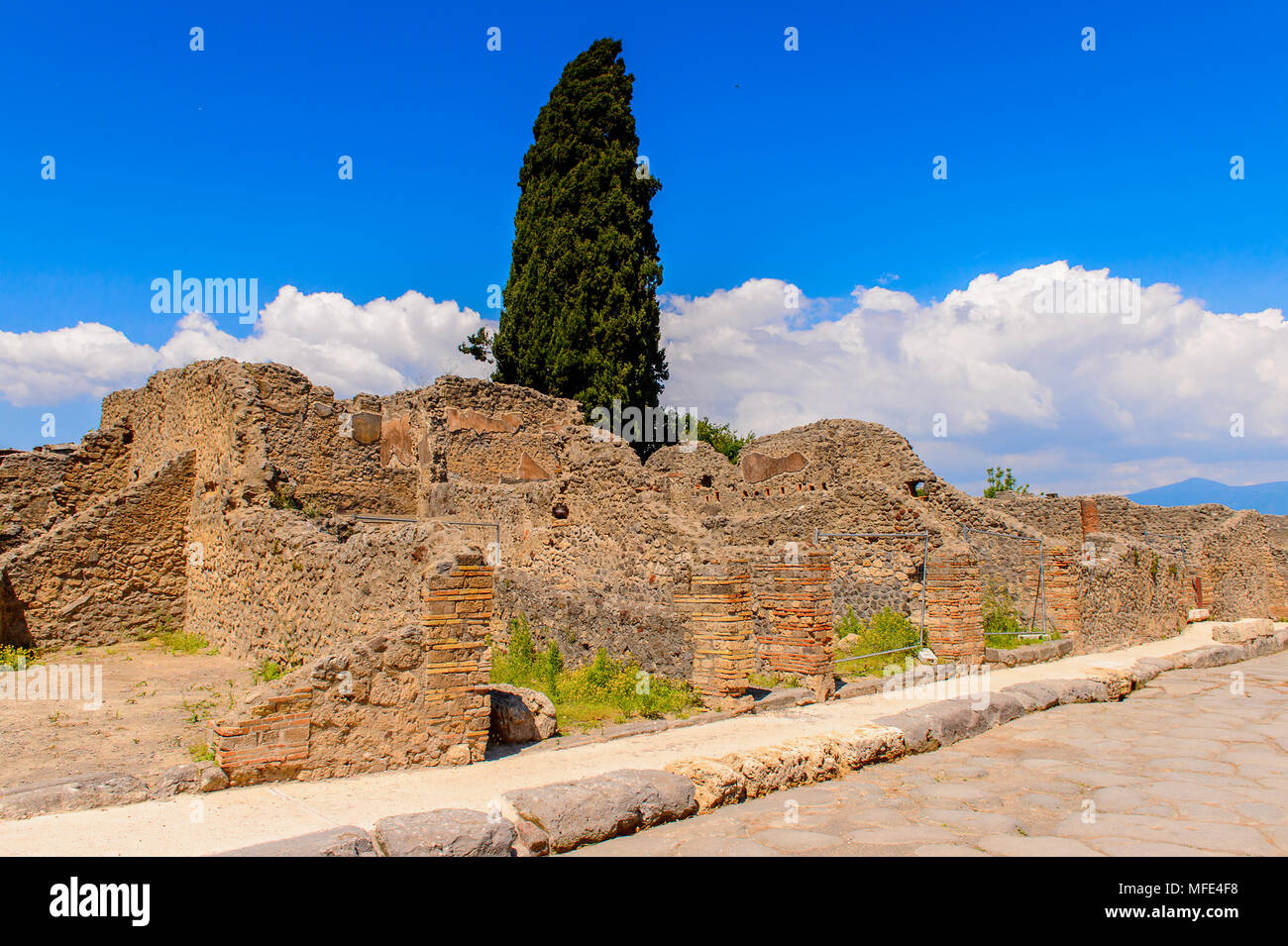 Destroyed architecture of Pompeii, an ancient Roman town destroyed by ...