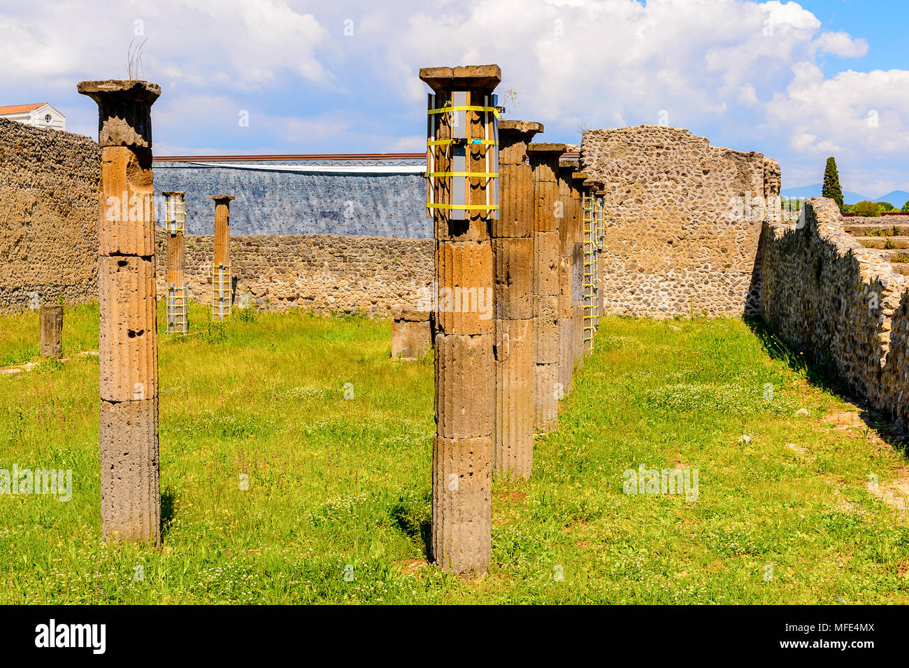 Destroyed architecture of Pompeii, an ancient Roman town destroyed by ...