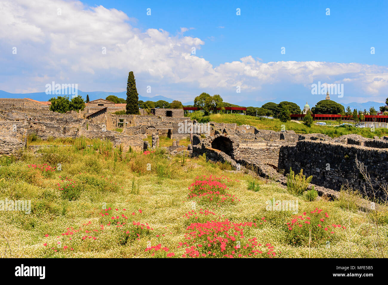 Destroyed architecture of Pompeii, an ancient Roman town destroyed by ...