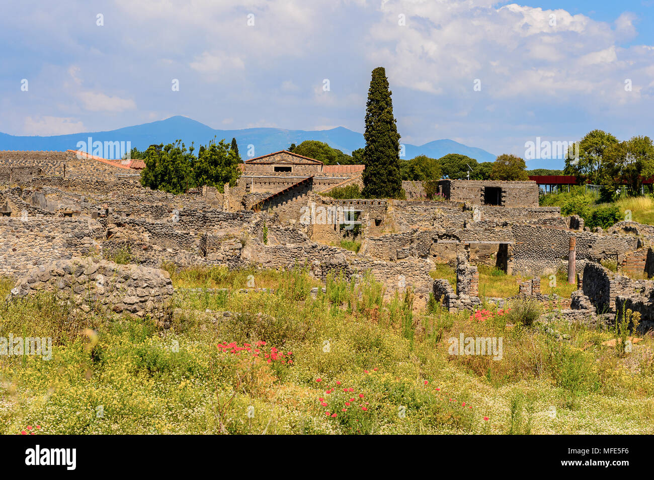 Destroyed architecture of Pompeii, an ancient Roman town destroyed by ...