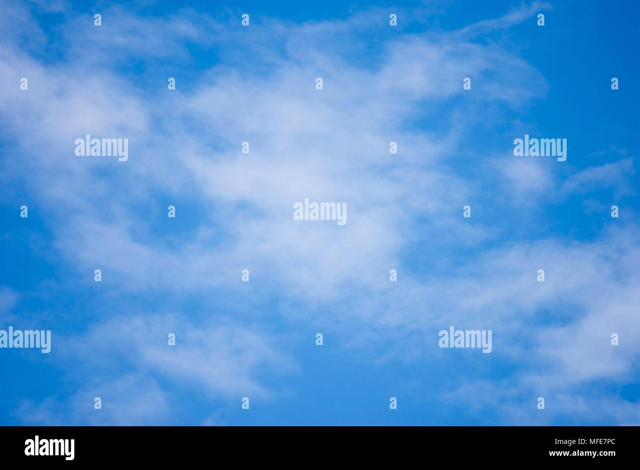 Sky background blue sky hi-res stock photography and images - Alamy