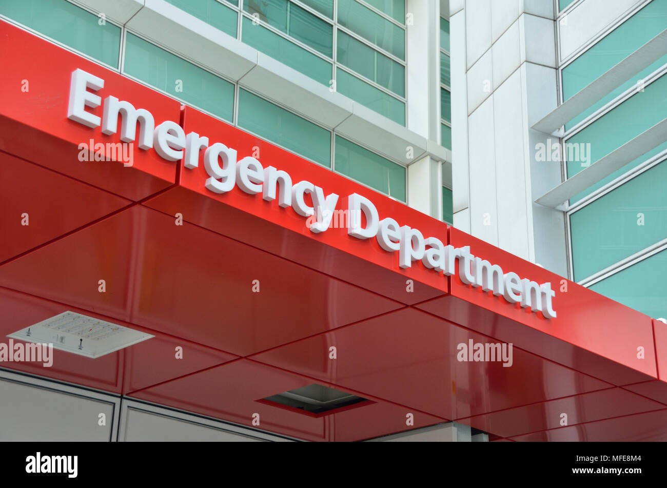Casualty department hi-res stock photography and images - Alamy
