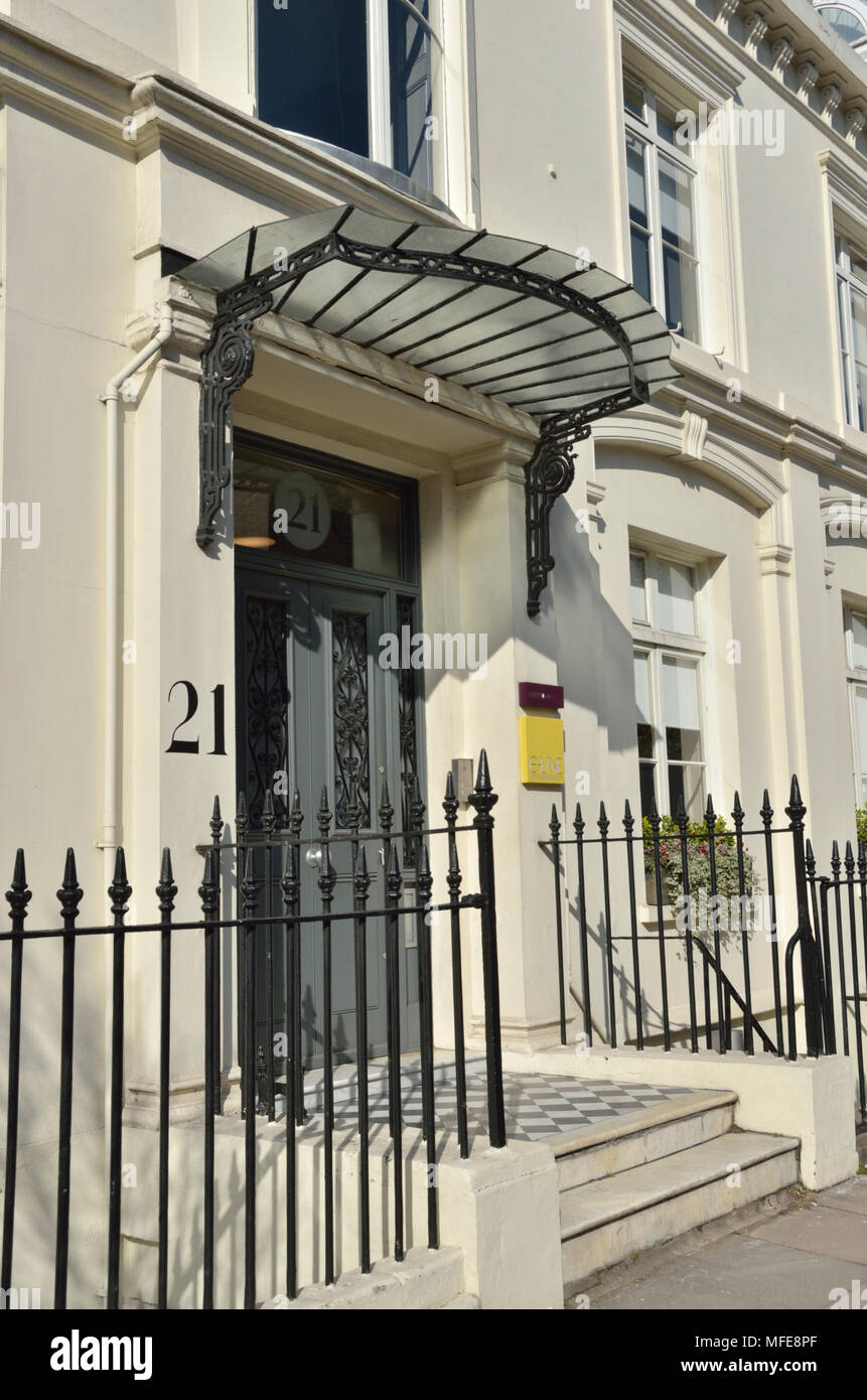 e-Line Orthodontics Ltd in Devonshire Street, Marylebone, London, UK ...