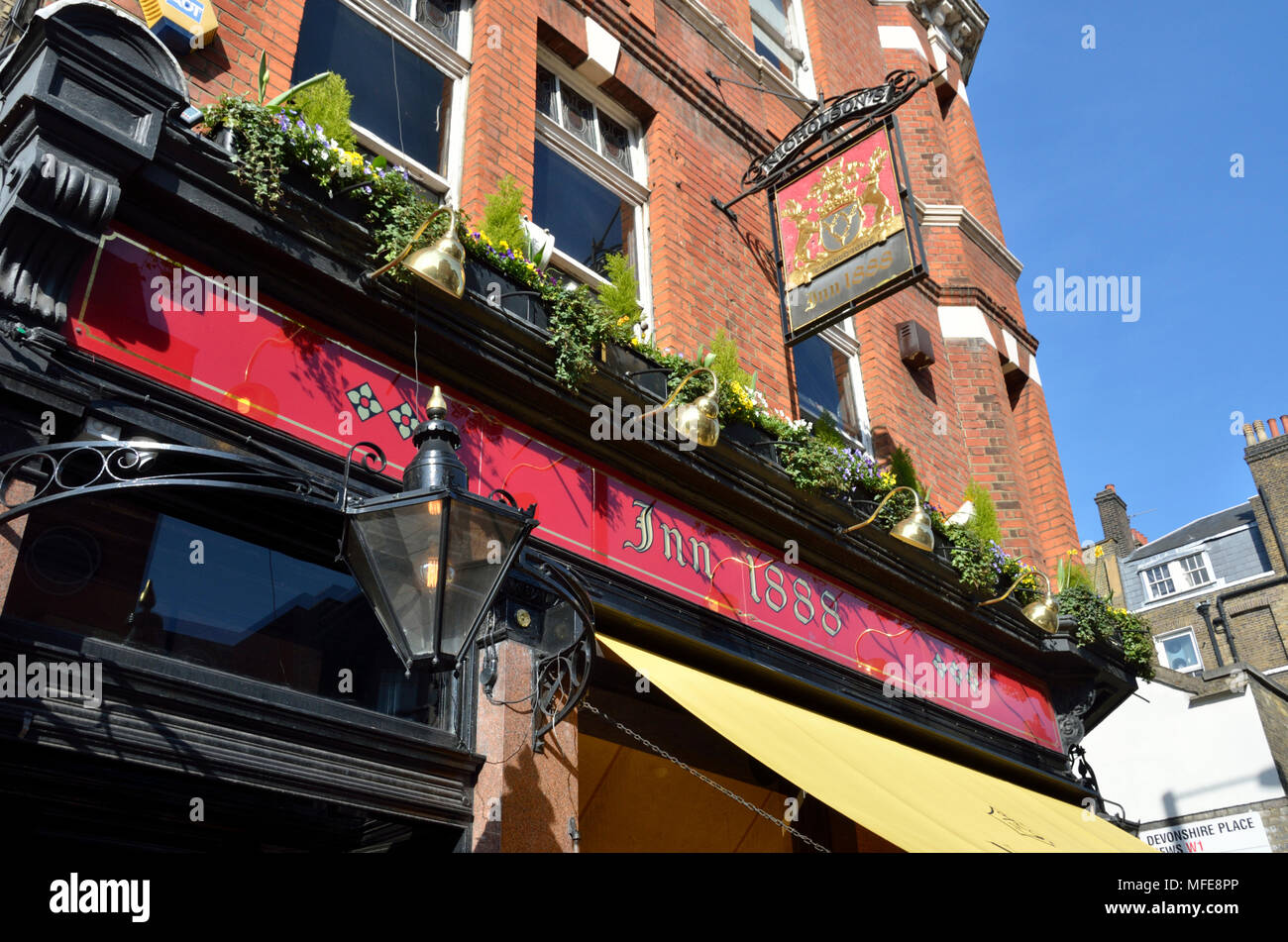 Devonshire Street High Resolution Stock Photography and Images - Alamy