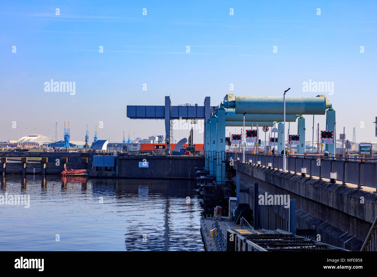 Lingual locks hi-res stock photography and images - Alamy