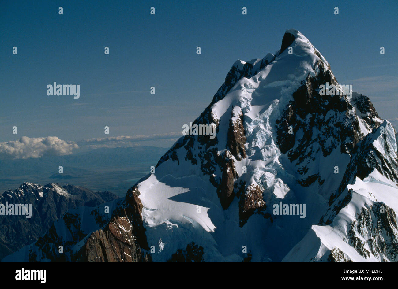 3754m hi-res stock photography and images - Alamy