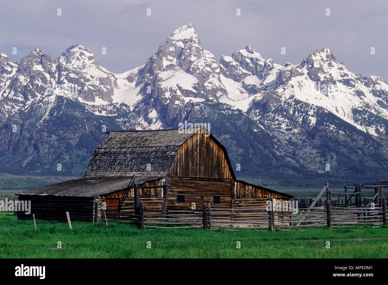 PIONEER BARN Antelope Flats, Grand Teton National Park, Wyoming, north ...