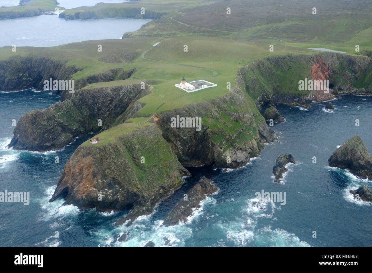 Fair isle bird observatory hi-res stock photography and images - Alamy