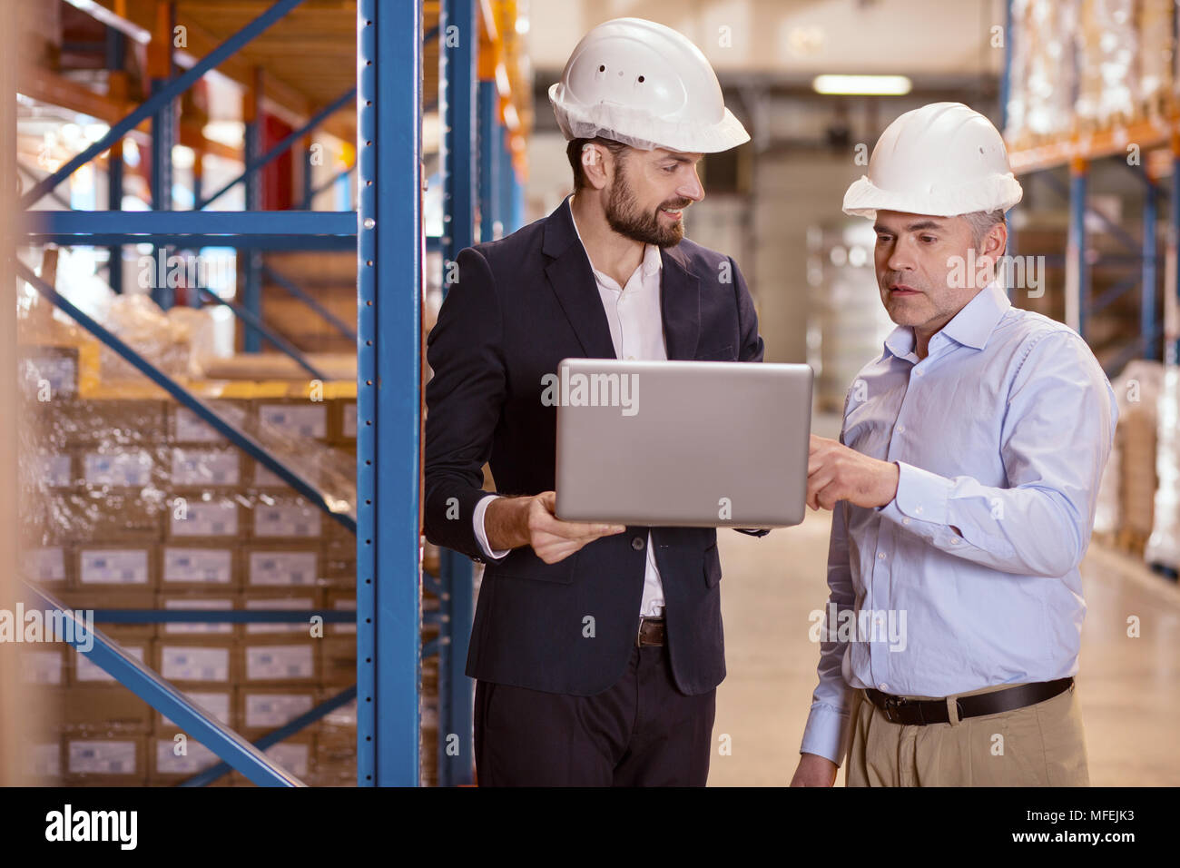 Caucasian man leader boss talking hi-res stock photography and images ...