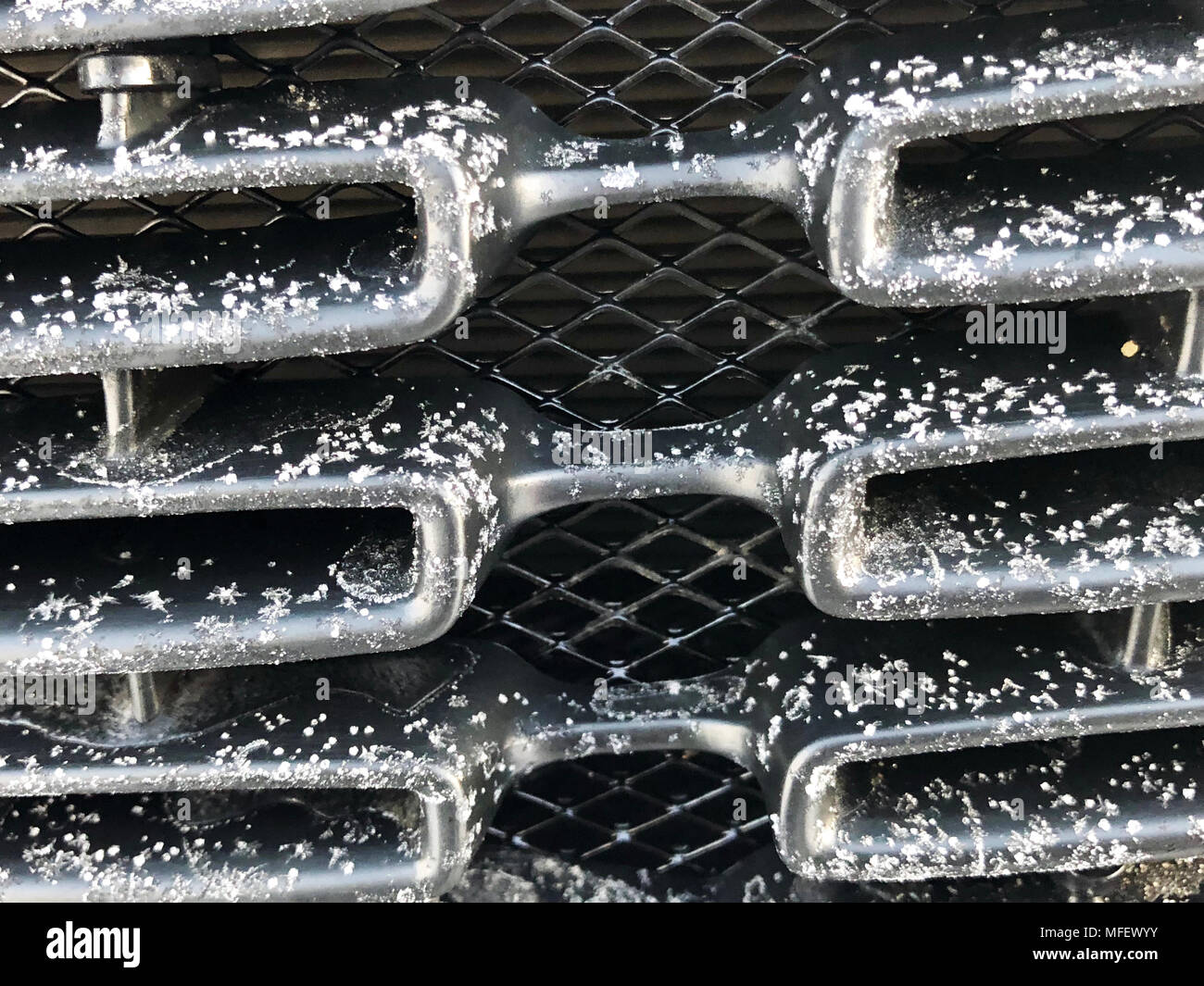 Car radiator texture hi-res stock photography and images - Alamy