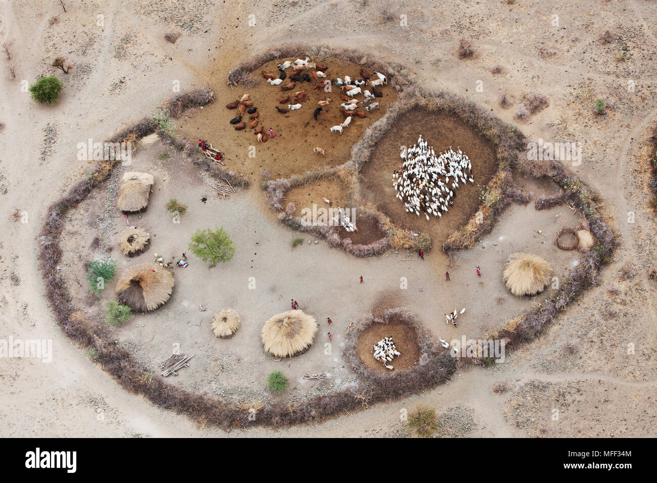 Mixture of indigenous peoples hi-res stock photography and images - Alamy