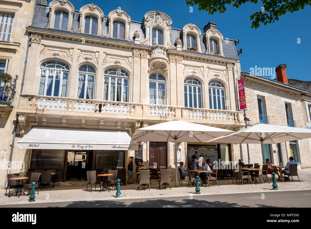 Jonzac france hi-res stock photography and images - Alamy