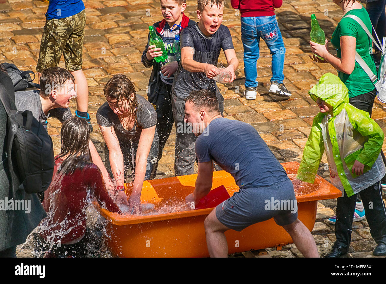Wet monday hi-res stock photography and images - Alamy
