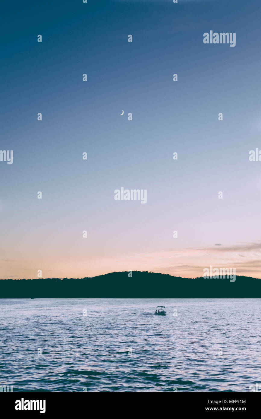 Blue sky sea split hi-res stock photography and images - Alamy